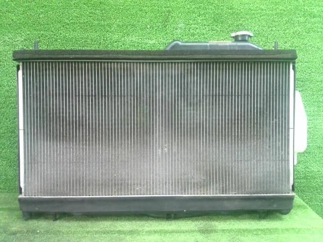 [Used]Radiator SUBARU Impreza 2011 DBA-GH2 45119FG040 - BE FORWARD Auto ...
