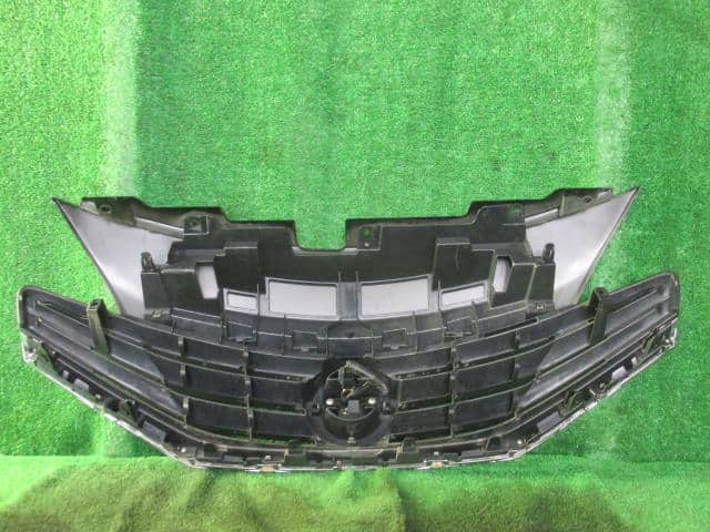 [Used]Radiator Grille NISSAN Note 2013 DBA-E12 623103VA0A - BE FORWARD ...