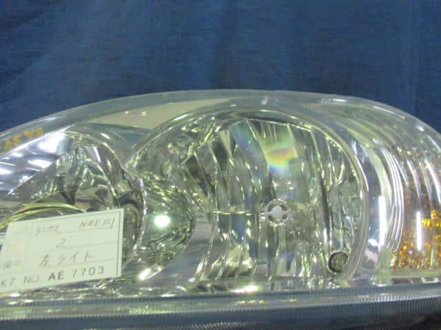 [Used]Left Headlight TOYOTA Corolla Runx 2005 DBA-NZE121 - BE FORWARD ...