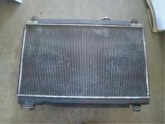[Used]Radiator TOYOTA Noah 2004 TA-AZR60G - BE FORWARD Auto Parts