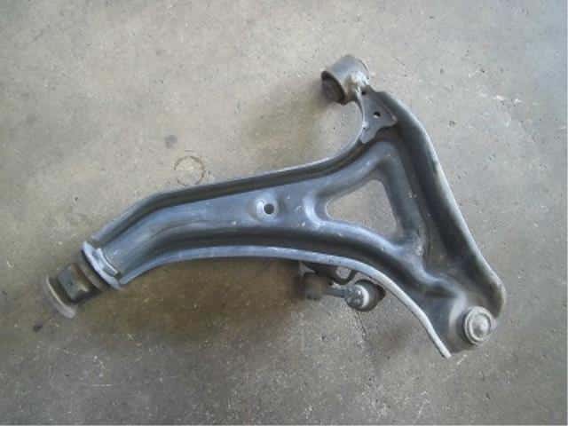 [Used]Front Left Lower Control Arm HONDA Acty 2002 GD-HH5 - BE FORWARD ...