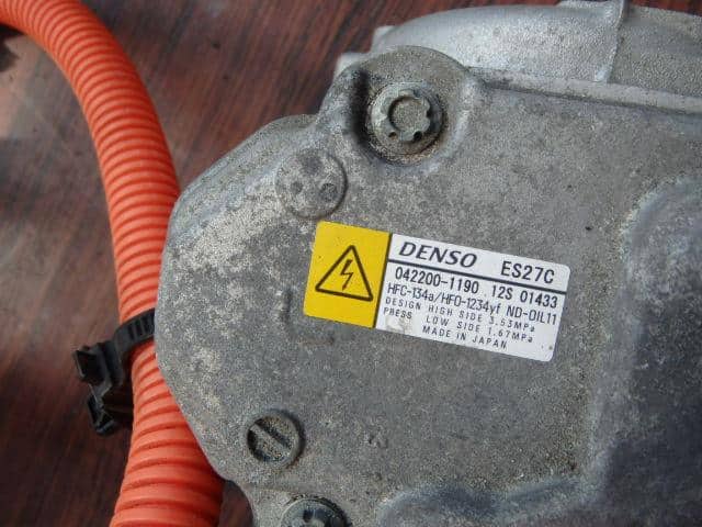 [Used]A/C Compressor TOYOTA Alphard 2015 DAA-AYH30W 8837058020 - BE ...