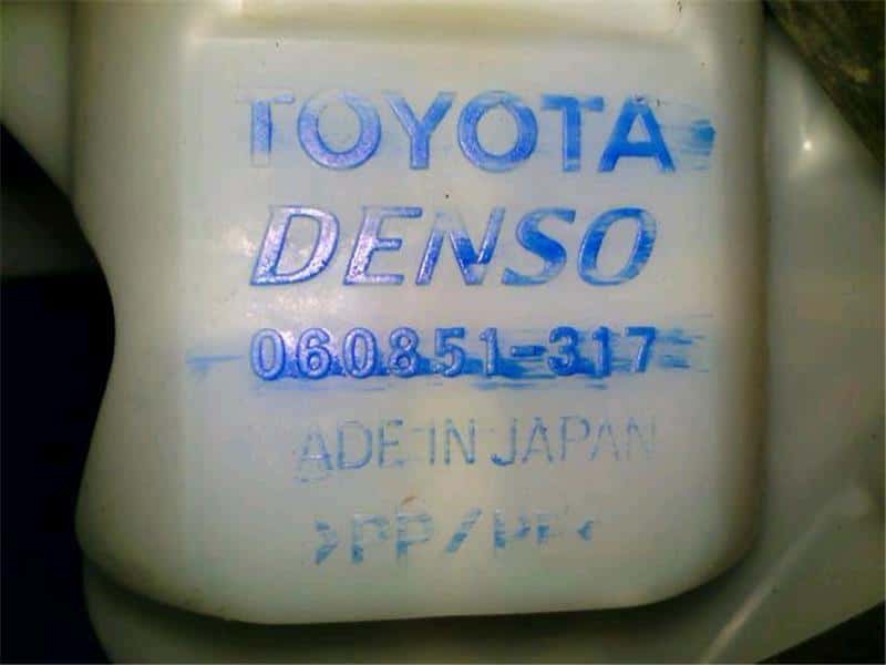[Used]Windshield Washer Reservoir Tank TOYOTA Prius 2009 DAA-ZVW30 ...