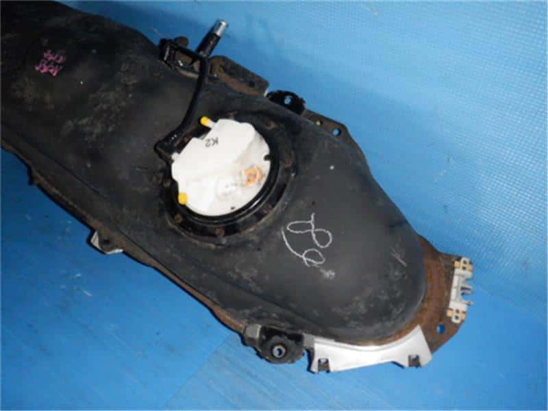 [Used]Fuel Tank TOYOTA Vitz 2005 CBA-NCP95 7700152161 - BE FORWARD Auto ...