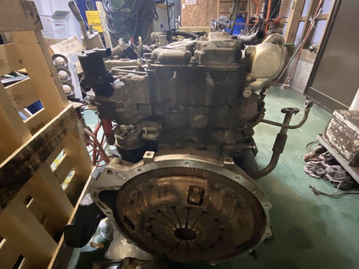 [Used]The elf Engine body - BE FORWARD Auto Parts