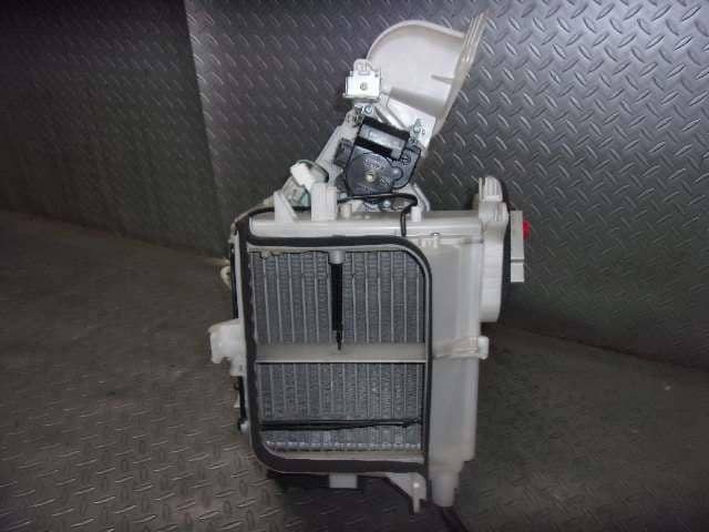 [Used]Air Conditioner Assembly TOYOTA Porte 2006 CBA-NNP15 8850152070 ...