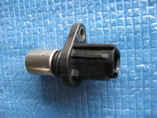 [Used]Crank Shaft Position Sensor TOYOTA Mark II 2001 TA-GX115 ...