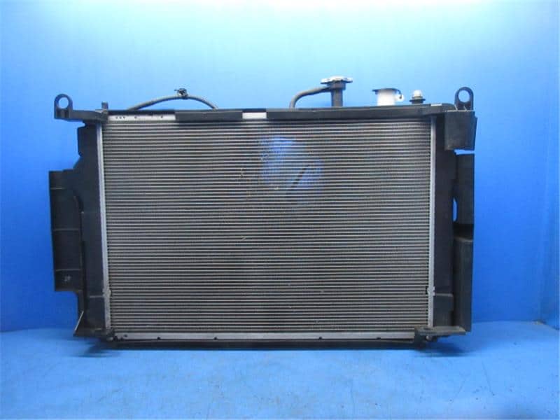 [Used]Radiator TOYOTA Corolla Fielder 2013 DAA-NKE165G 1640021330 - BE ...