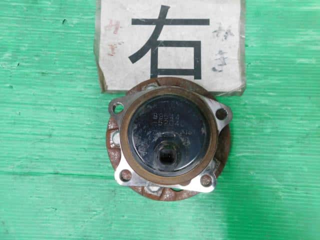 [Used]Rear Wheel Hub TOYOTA Noah 2009 DBA-ZRR70W 4245028040 - BE ...
