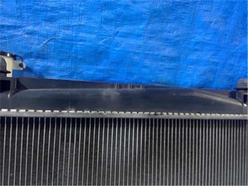 [Used]Radiator TOYOTA Probox Van 2016 DBE-NCP160V 1640021381 - BE ...