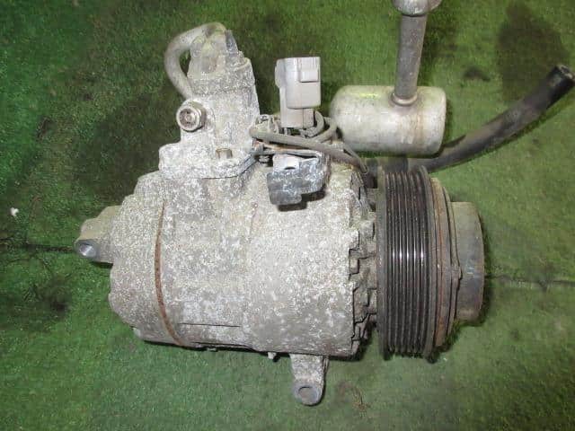 [Used]A/C Compressor TOYOTA Crown Majesta 1999 GH-UZS173 8832050101 ...