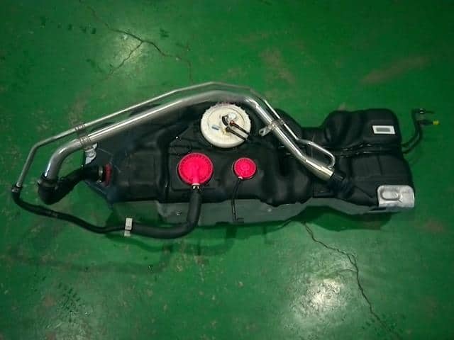 [Used]Fuel Tank TOYOTA FJ Cruiser 2014 CBA-GSJ15W 【大型商品】 7700135A40 ...