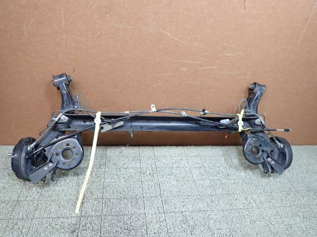 [Used]Rear Axle Beam Assembly MITSUBISHI Mirage 2018 DBA-A03A 4120A273 ...
