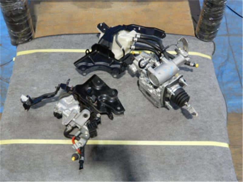 [Used]ABS Control Module TOYOTA Prius 2011 DAA-ZVW30 4705047120 - BE ...