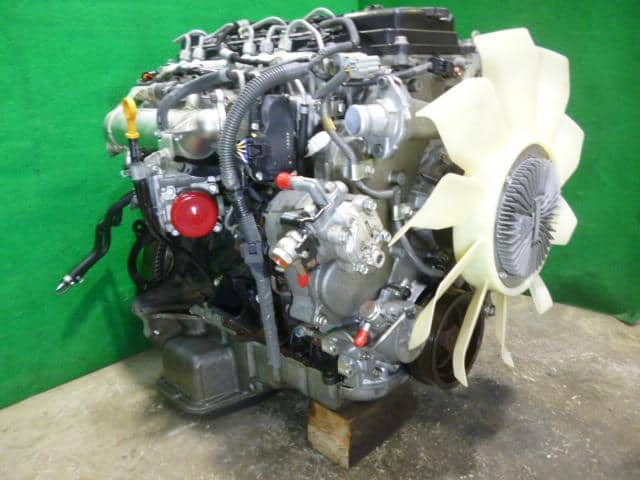 [Used]ZD30DDTI Engine NISSAN Atlas 2010 PKG-SZ2F24 10102MA73A - BE ...