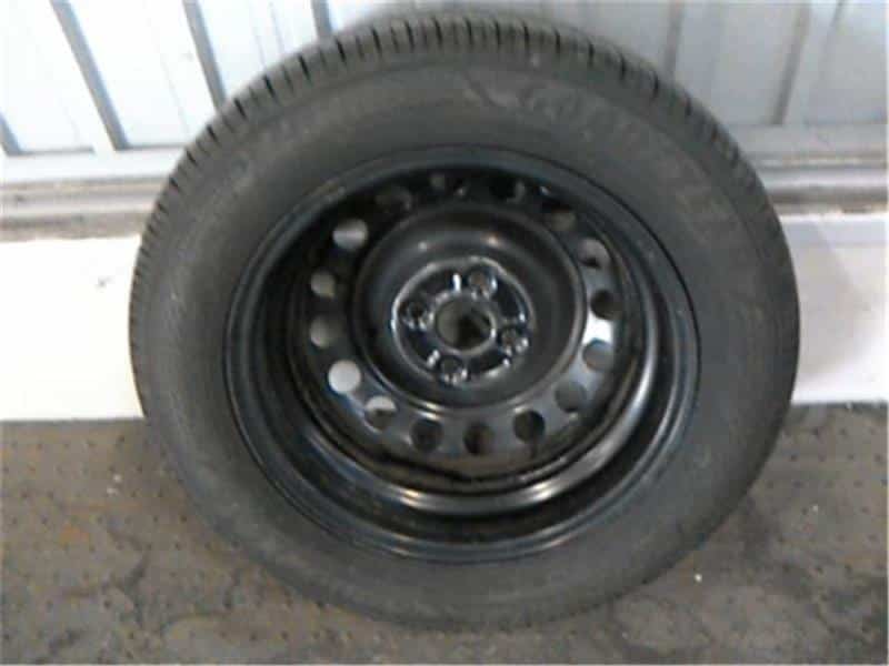 [Used]Tire&Wheel Assembly TOYOTA Corolla Axio 2016 DBA-NRE161 ...