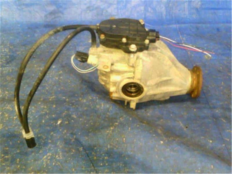 [Used]Front Differential Housing Assembly SUZUKI Carry 2009 EBD-DA63T ...