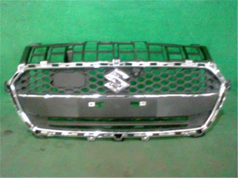 [Used]Radiator Grille SUZUKI Swift 2017 DAA-ZC43S 7174052R70C48 - BE ...
