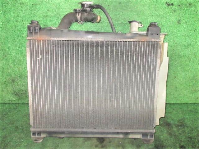 [Used]Radiator TOYOTA Probox 2002 UB-NCP51V 1640021070 - BE FORWARD ...