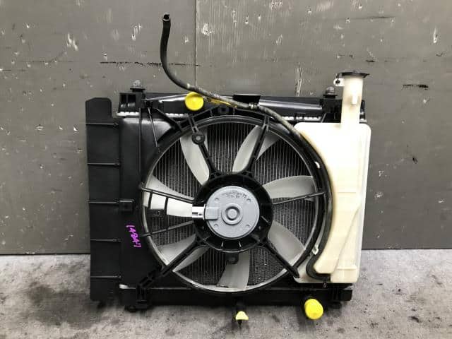[Used]Radiator TOYOTA Corolla Fielder 2012 DBA-NZE164G 1640021270 - BE ...