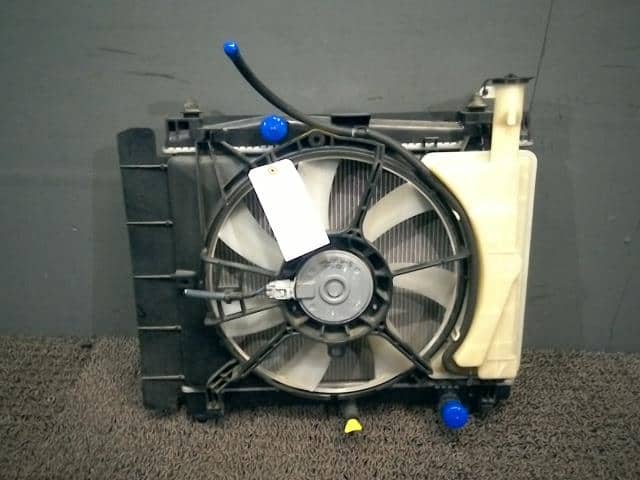 [Used]Radiator TOYOTA Ractis 2011 DBA-NCP120 3040052240 - BE FORWARD ...