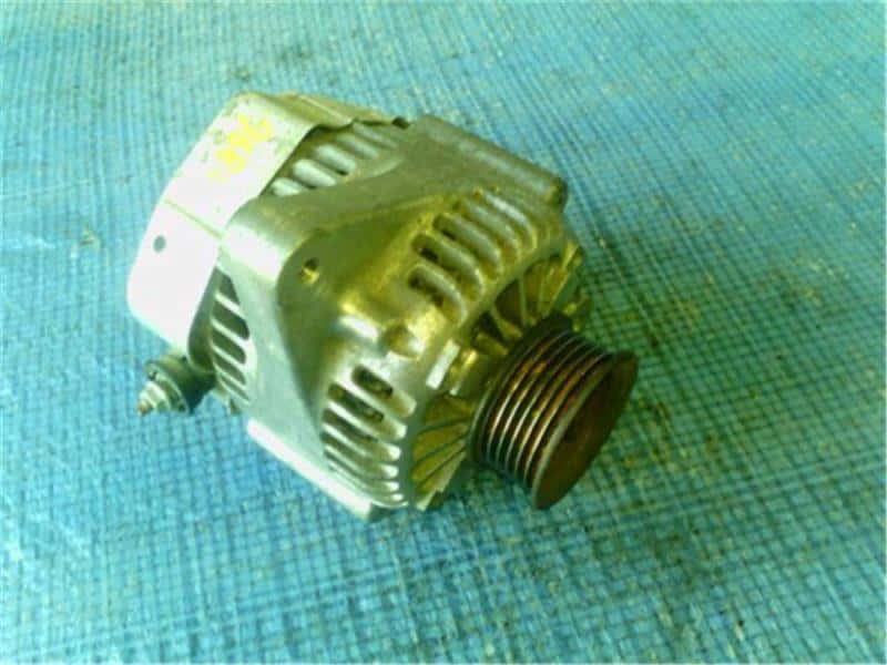 [Used]Alternator TOYOTA Vitz 2005 DBA-SCP90 2706023131 - BE FORWARD ...