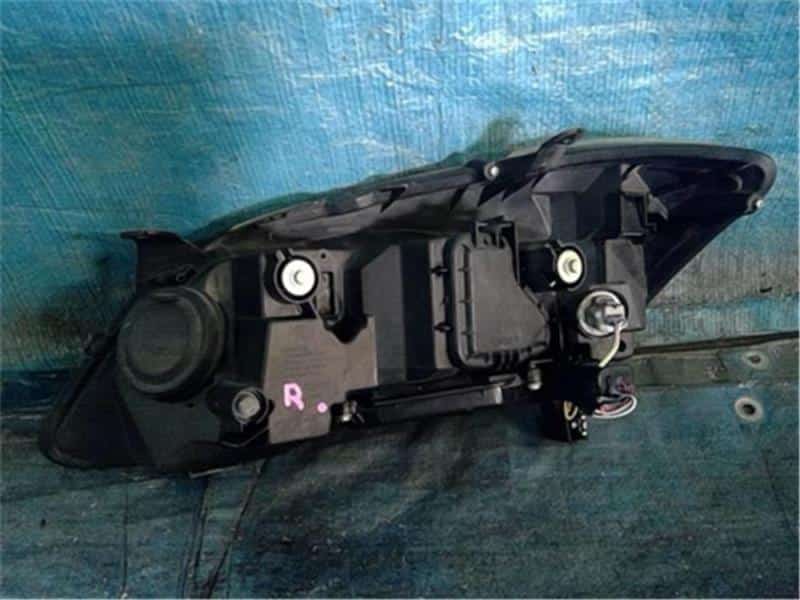 [Used]Right Headlight TOYOTA Corolla Runx 2005 DBA-NZE121 - BE FORWARD ...