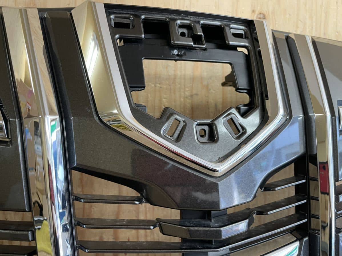 [Used]Radiator Grille Alphard AGH30 53101-58440 - BE FORWARD Auto Parts