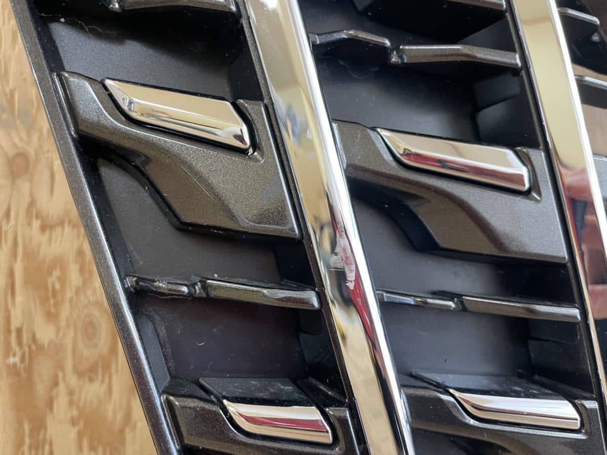 [Used]Radiator Grille Alphard AGH30 53101-58440 - BE FORWARD Auto Parts