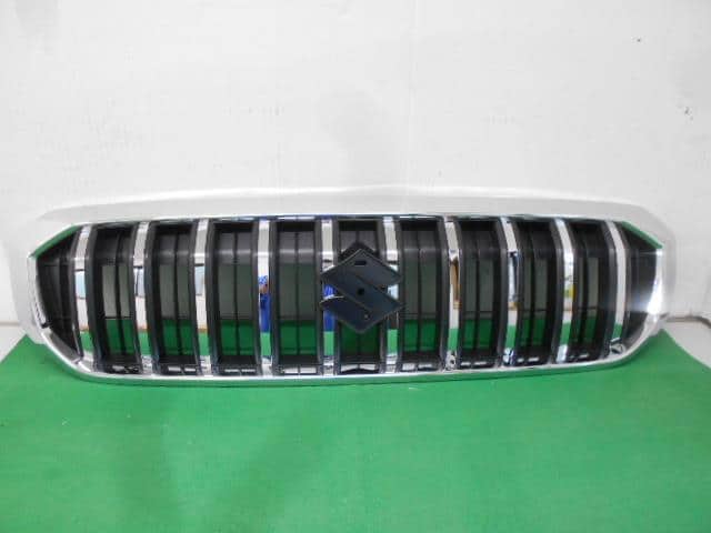 [Used]Radiator Grille SUZUKI SX4 2017 DBA-YA22S 7174064R01C48 - BE ...