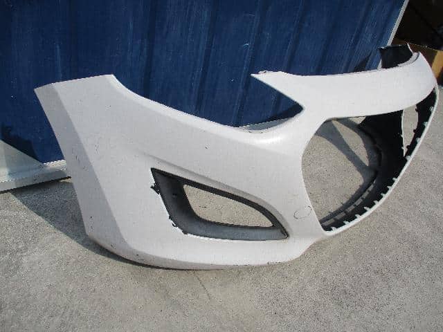 [Used] Front Bumper HYUNDAI i30 2016 86511-A5000 - BE FORWARD Auto Parts