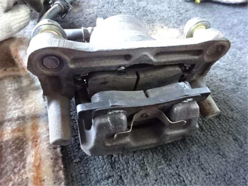 [Used]Front Right Brake Caliper MITSUBISHI Minicab Truck 2004 LE-U62T ...