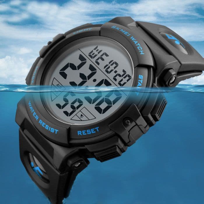 [New]& clock It is function in the night on a system LED day at ...