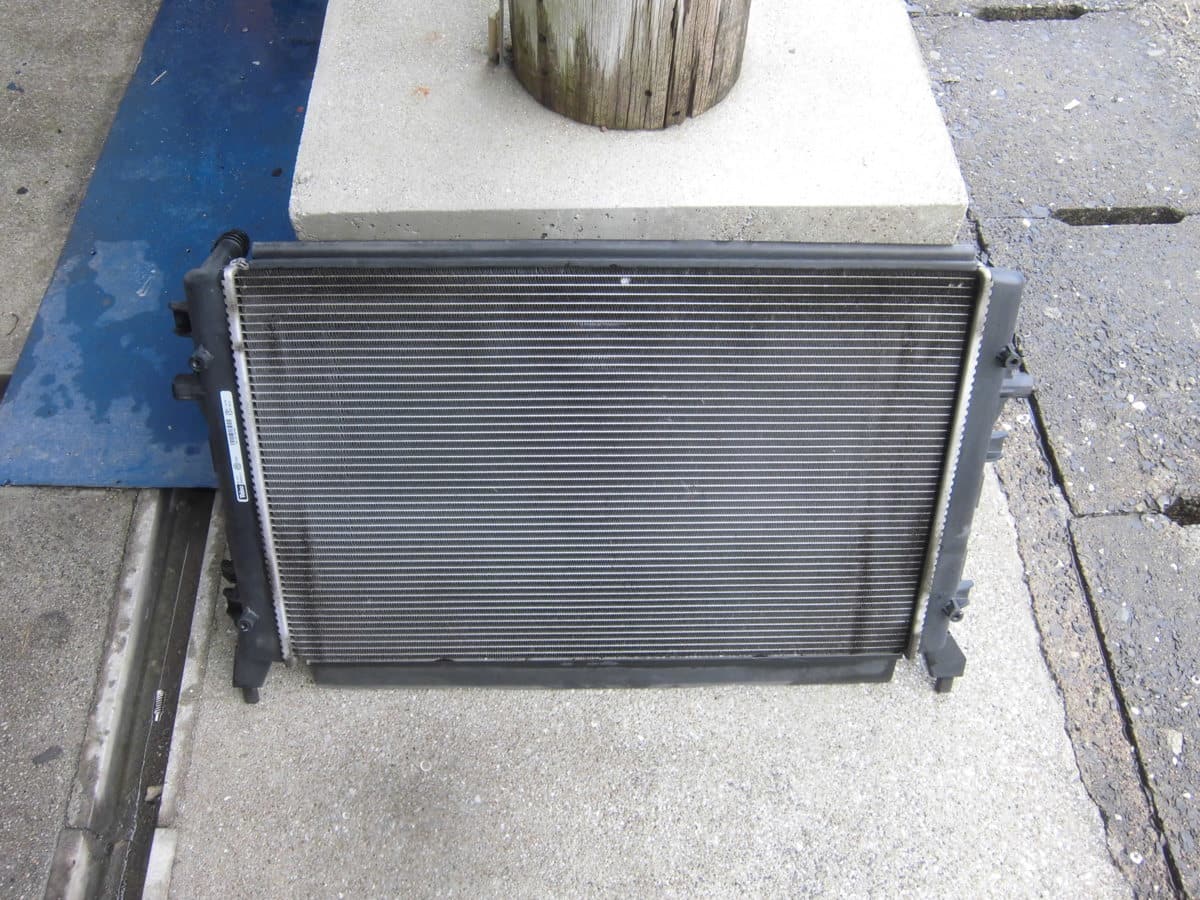 [Used]※VW Golf 6 radiator※ - BE FORWARD Auto Parts