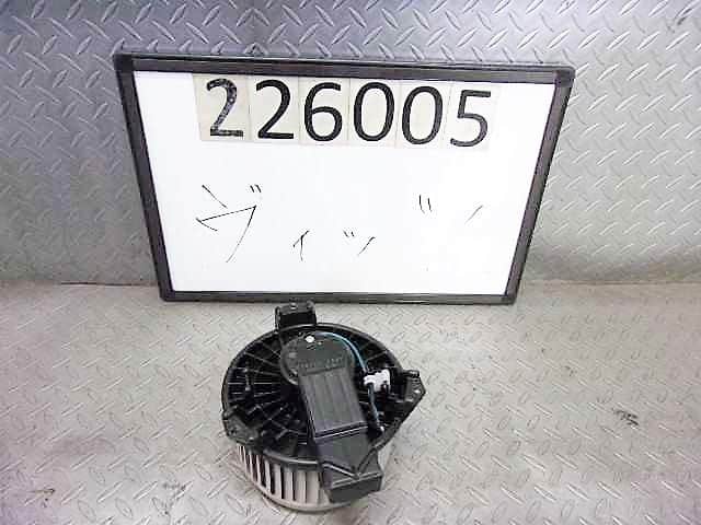 [Used]Blower Motor TOYOTA Vitz 2010 CBA-NCP95 8710352120 - BE FORWARD ...