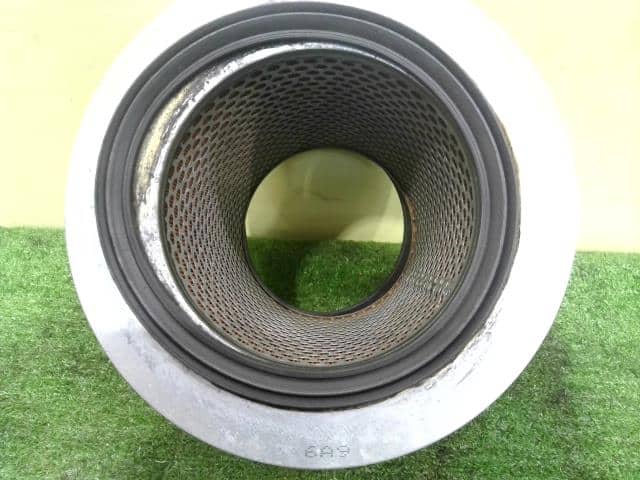 [Used]Air Cleaner Assembly MAZDA Titan 2002 KK-WH33F YJ3413Z40 - BE ...