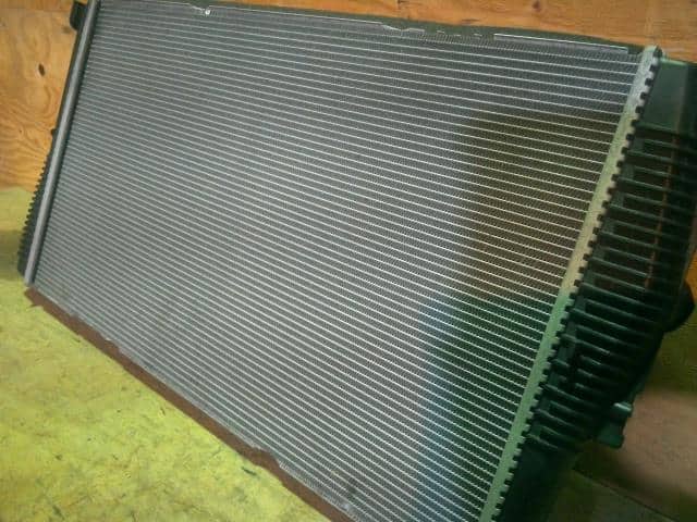 [Used]Radiator BMW 5 Series 2012 DBA-XG20 17118672011 - BE FORWARD Auto ...