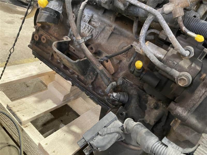 [Used]4HL1 Engine ISUZU ELF 2002 KR-NKR81E - BE FORWARD Auto Parts