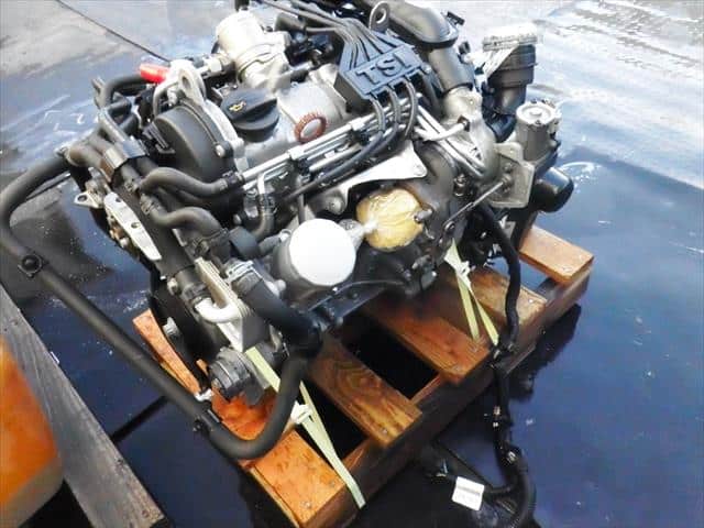 [Used]CBZ Engine VOLKSWAGEN Polo DBA-6RCBZ - BE FORWARD Auto Parts