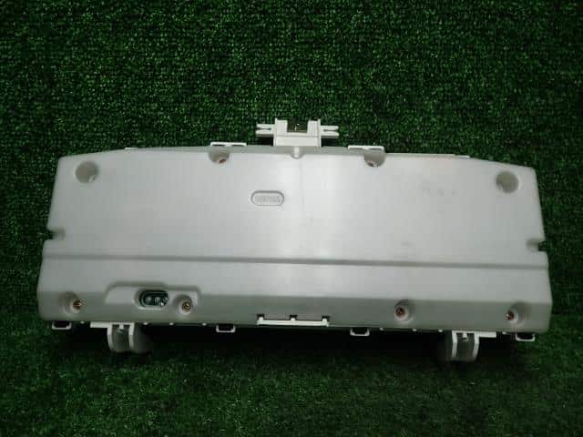 [Used]Speedometer TOYOTA Corolla Runx 2001 TA-ZZE123 838001E750 - BE ...