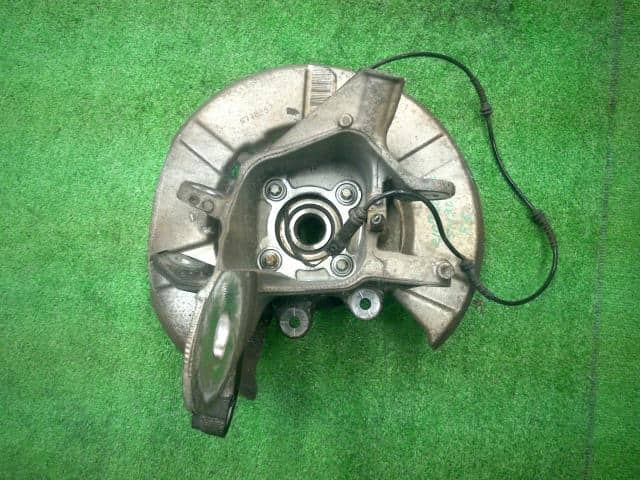 [Used]Rear Right Knuckle Hub Assembly BMW 5 Series 2010 CBA-SN30 ...