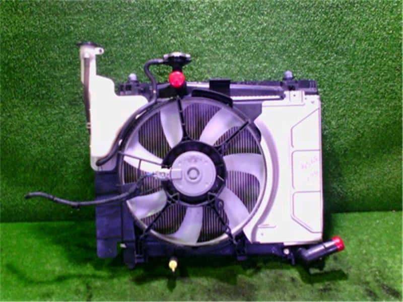 [Used]Radiator TOYOTA Vitz 2017 DBA-NSP130 1640047140 - BE FORWARD Auto ...