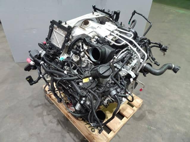 [Used]S63B44B Engine BMW 2013 ABA-LZ44M - BE FORWARD Auto Parts