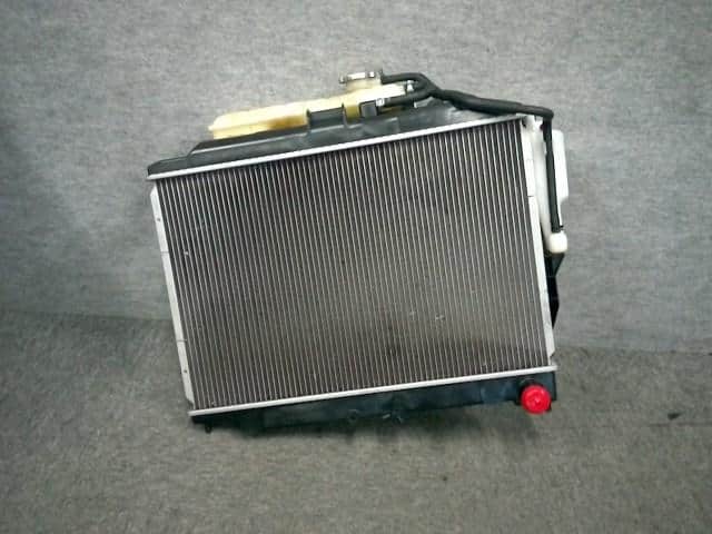 [Used]Radiator NISSAN Nv350 caravan 2017 LDF-VW2E26 214103XC0A - BE ...