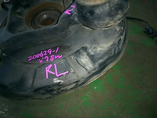 [Used]Rear Left Knuckle Hub Assembly MITSUBISHI Pajero 2012 LDA-V98W ...