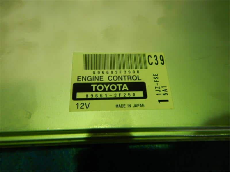 [Used]Engine Control Unit / ECU TOYOTA Crown 2001 TA-JZS171 896613F250 ...