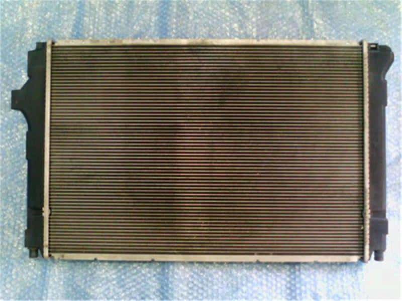 [Used]Radiator TOYOTA Aqua 2015 DAA-NHP10 1640021330 - BE FORWARD Auto ...