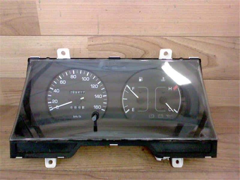 [Used]Speedometer TOYOTA Hiace Van 1989 U-LH125B - BE FORWARD Auto Parts
