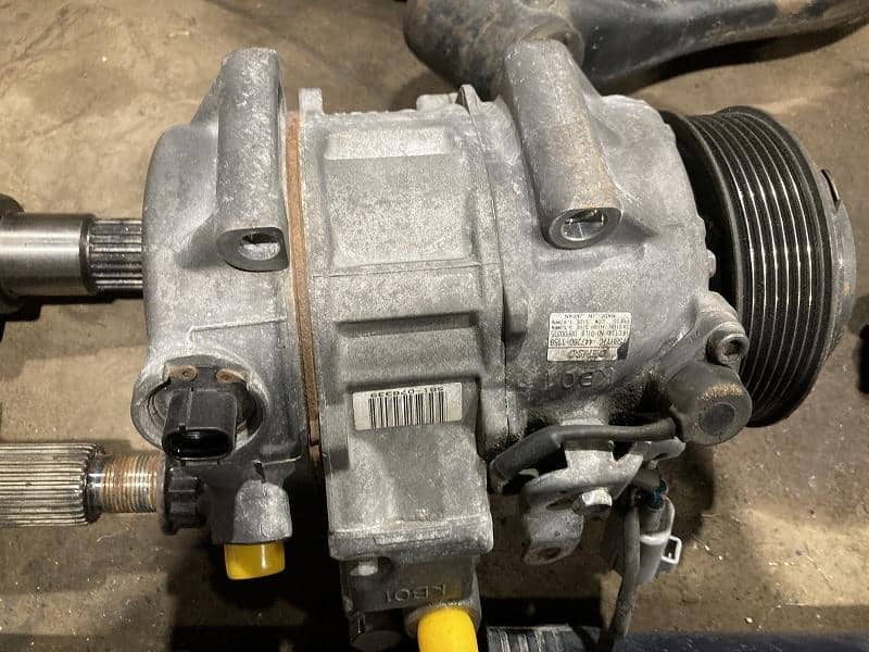 [Used]A/C Compressor TOYOTA Estima 2012 DBA-GSR55W 8832028420 - BE ...