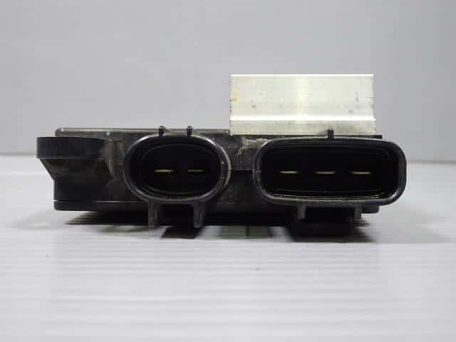 [Used]Control Unit TOYOTA Hiace 2012 CBF-TRH200V 8925726020 - BE ...